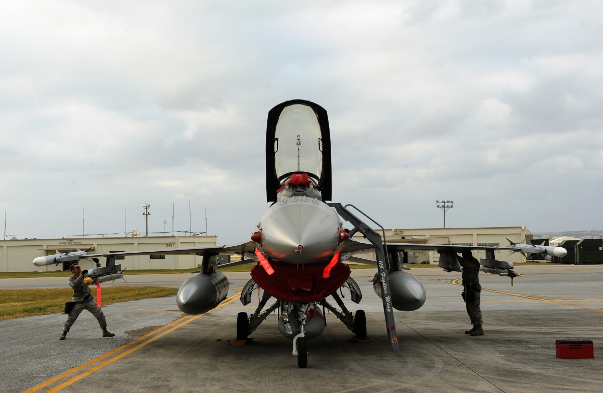 ニュース画像：115FWのF-16 嘉手納基地で今後、各種演習を実施 | FlyTeam ニュース