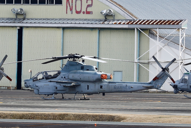 アメリカ海兵隊 Bell Ah 1 Seacobra Supercobra 169496 熊本空港 航空フォト By Zakiyamaさん
