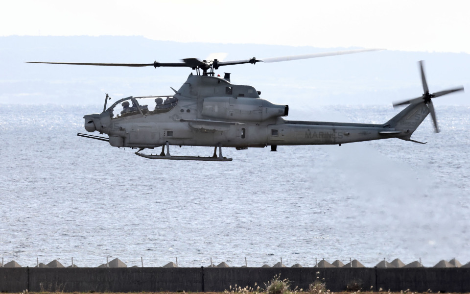 アメリカ海兵隊 Bell Ah 1 Seacobra Supercobra 168527 奄美空港 航空フォト By Clandclさん 撮影